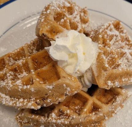 Breakfast - Misty Valley Inn Bed & Breakfast, Forks WA